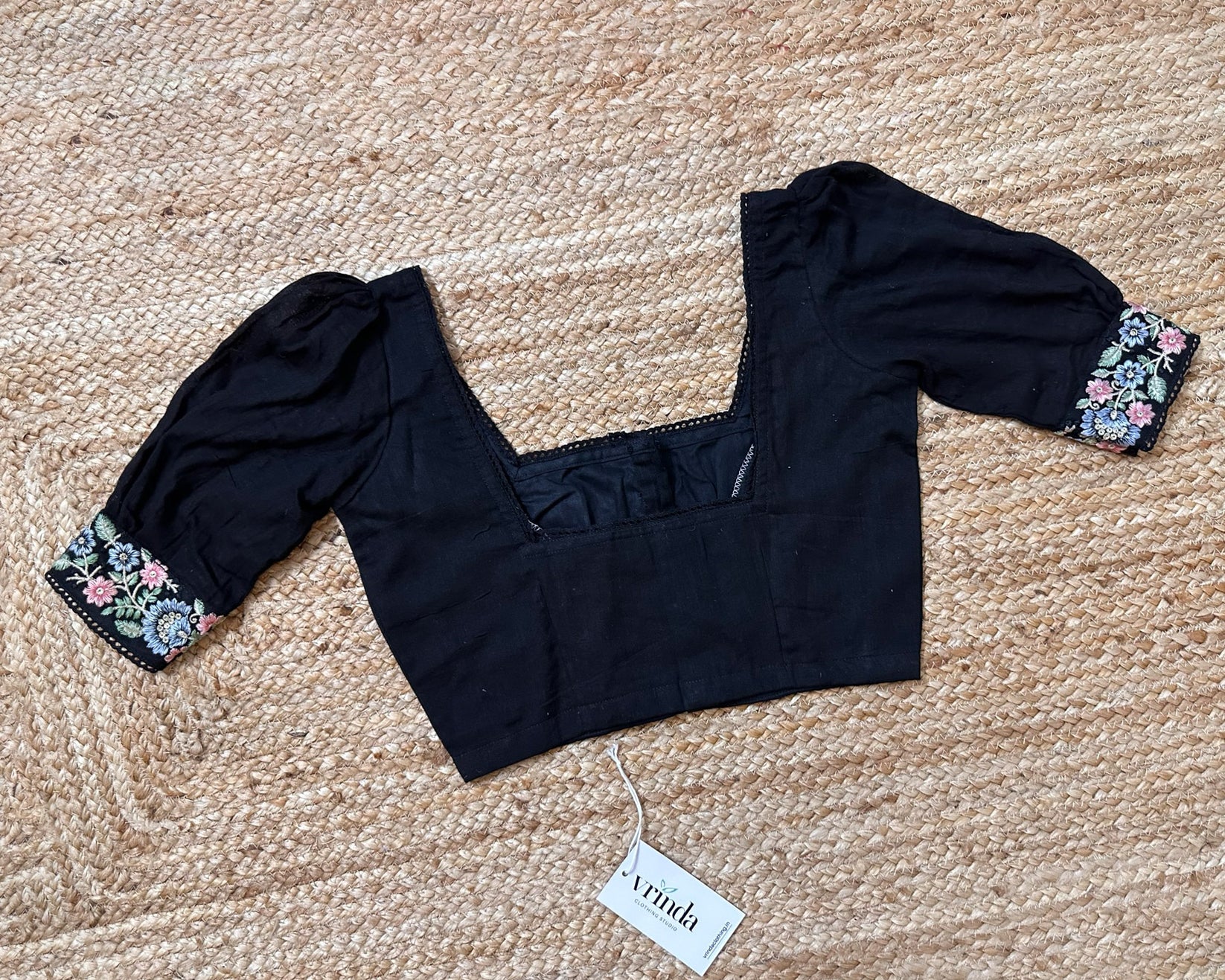 Mishka Blouse – Vrinda Clothing